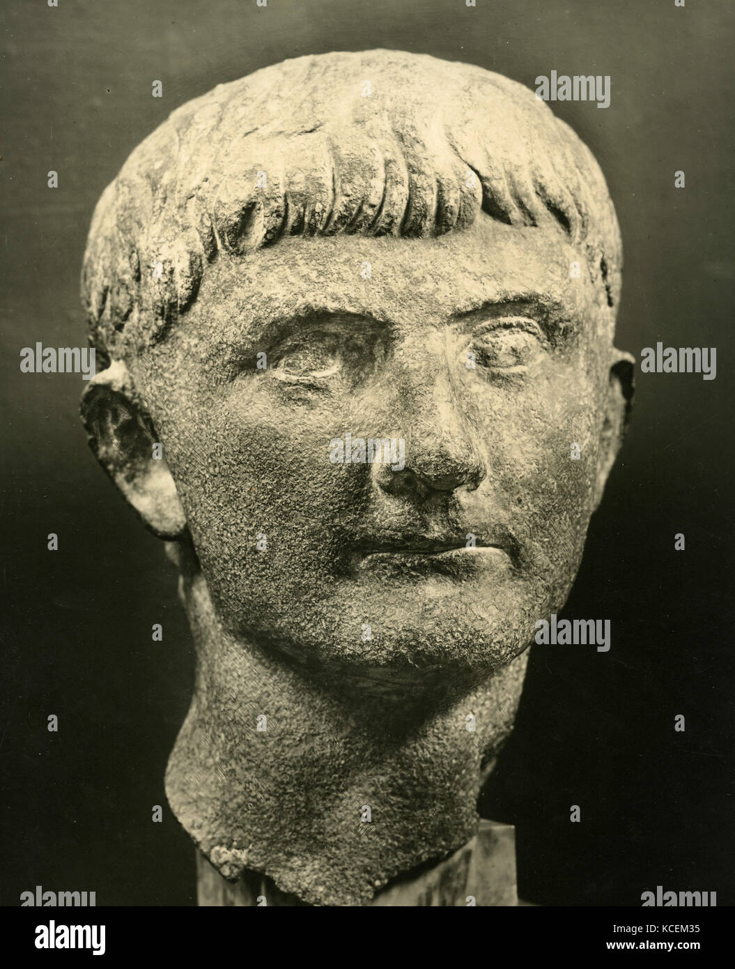 Bronze Head statue of Tiberius, Roman Emperor Stock Photo - Alamy Bronze Head statue of Tiberius, Roman Emperor Stock Photo - Alamy