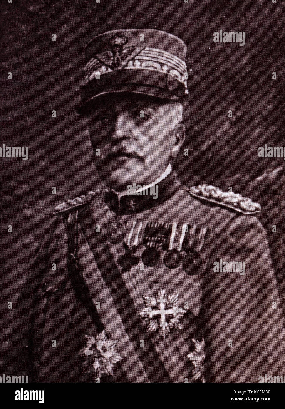 Chief staff italian army hi-res stock photography and images - Alamy