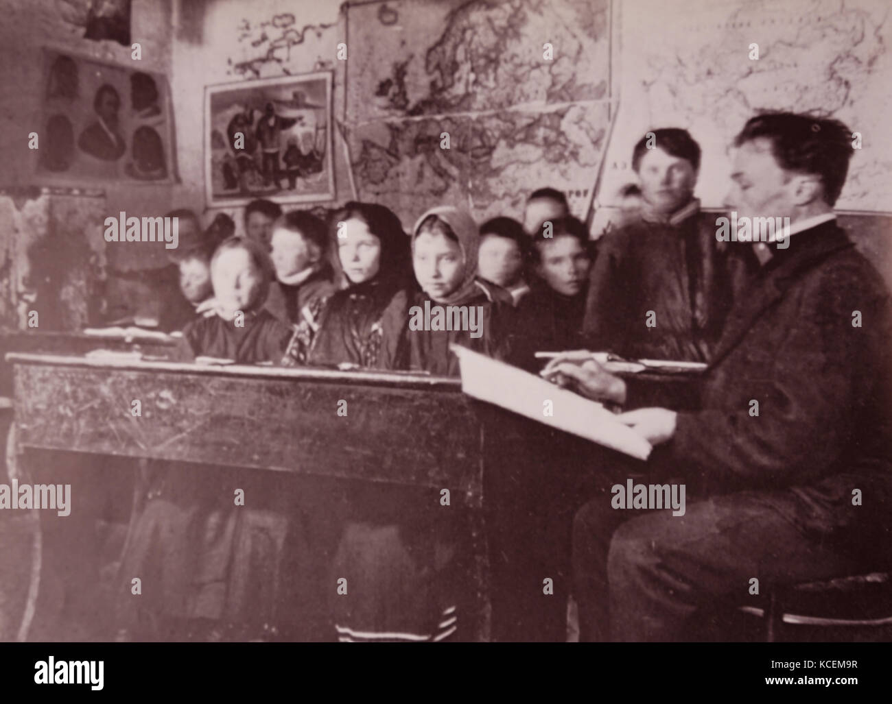 Early 20th century classroom hi-res stock photography and images - Alamy