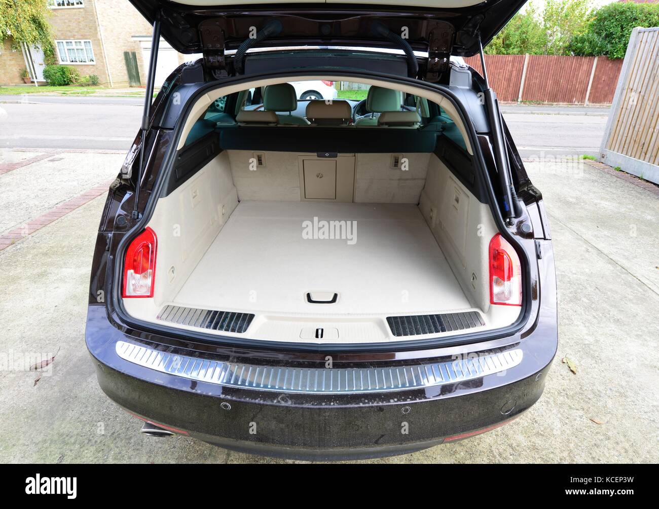 Open tailgate on a luxury estate Stock Photo - Alamy