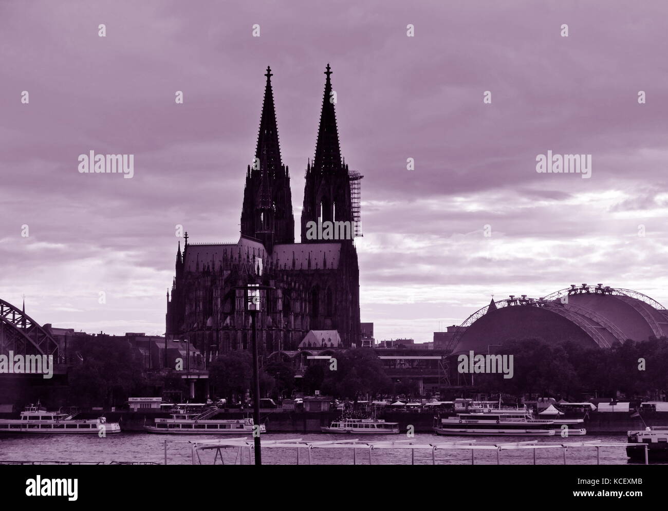 Photograph of the Cologne Cathedral (Kölner Dom, Cathedral of Saint ...