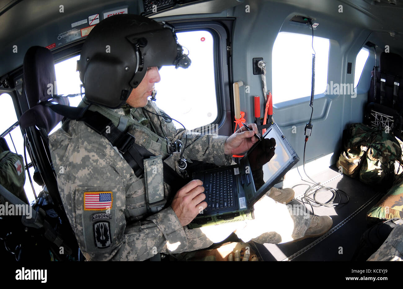 U.S. Army Soldiers with the South Carolina National Guard and Illinois ...