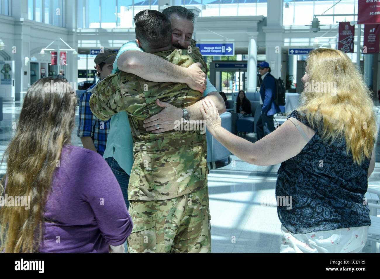 U.S Army Sgt. Nicolas Hicks assigned to the South Carolina Army ...
