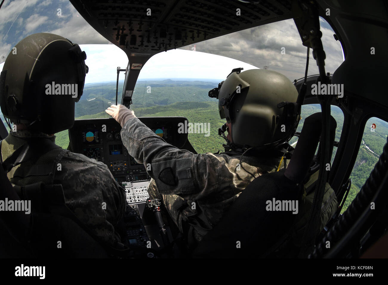 A South Carolina National Guard LUH-72A multi-mission, light, utility ...