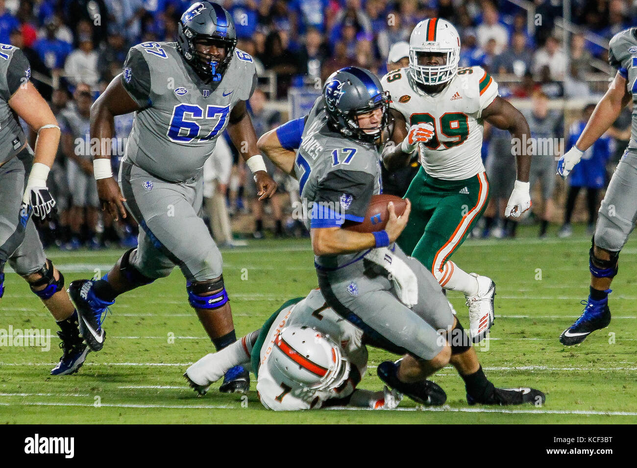 Durham, NC, USA. 29th Sep, 2017. Daniel Jones (17) of the Duke Blue ...