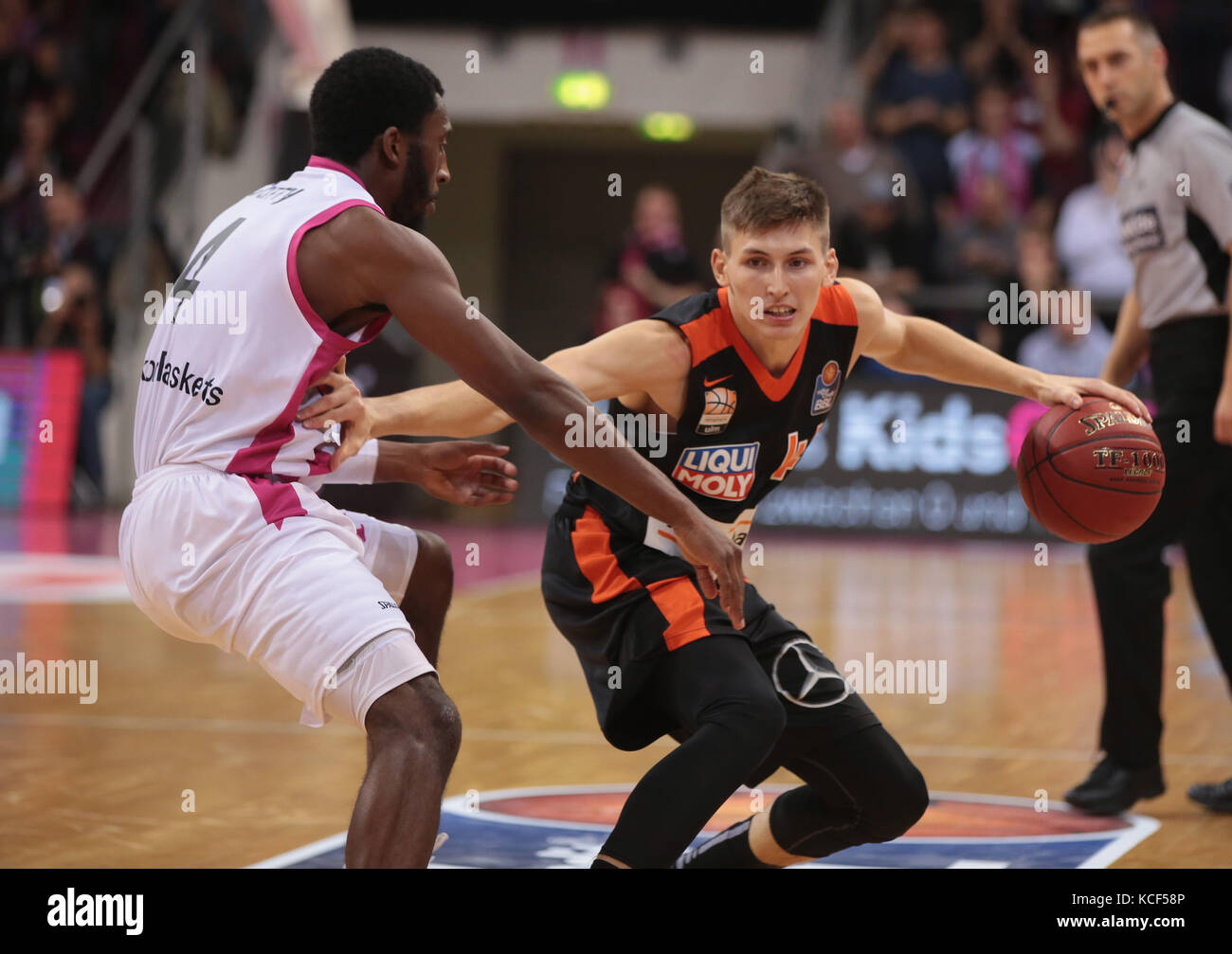 Bonn, Germany. 04th Oct, 2017. Bonn, Germany, October 4 2017 ...