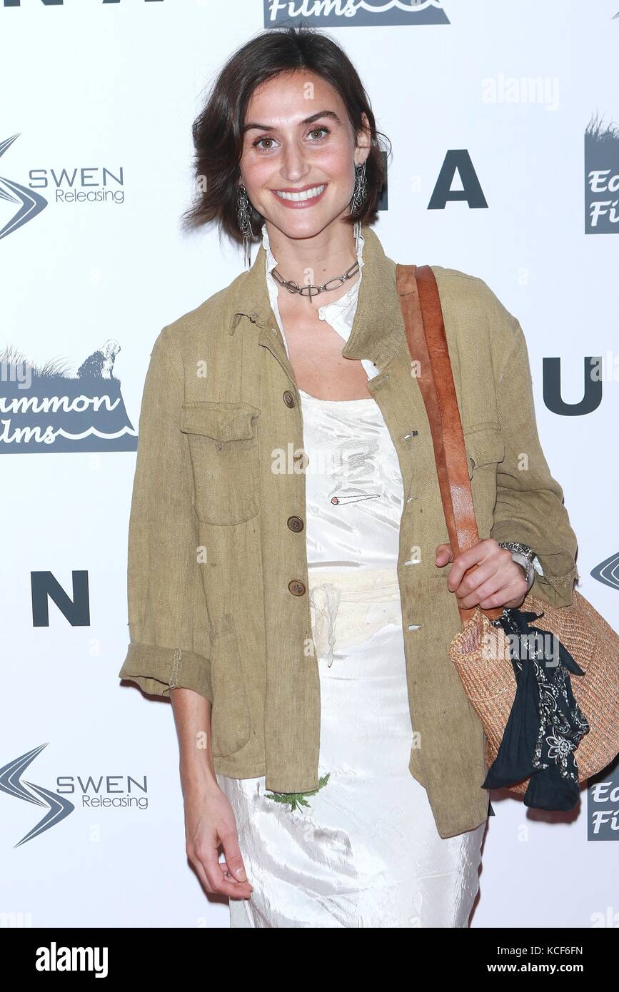 Danielle snyder hi-res stock photography and images - Alamy