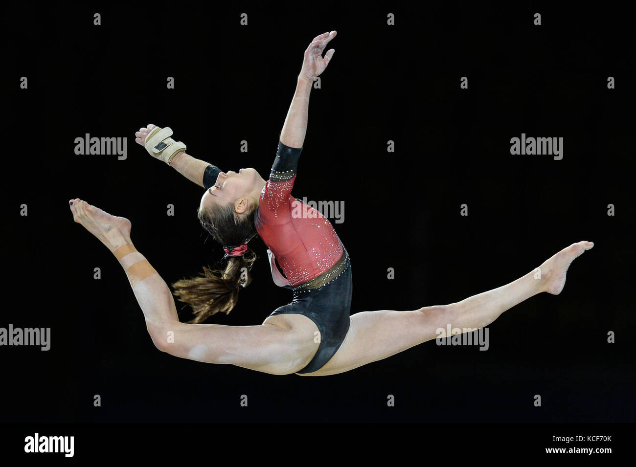 Shallon olsen hi-res stock photography and images - Alamy