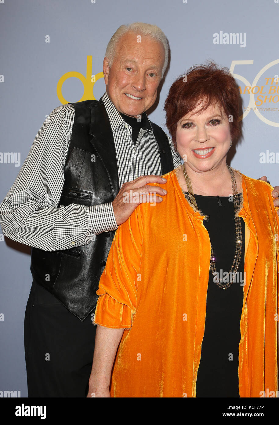 Los Angeles, Ca, USA. 4th Oct, 2017. Lyle Waggoner and Vicki Lawrence ...