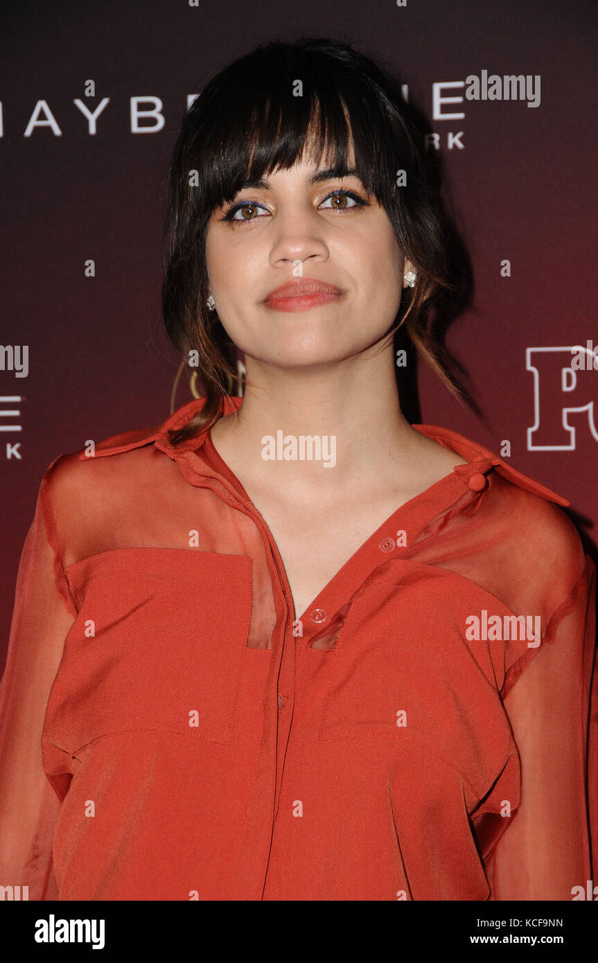 Natalie morales 2017 hi-res stock photography and images - Alamy