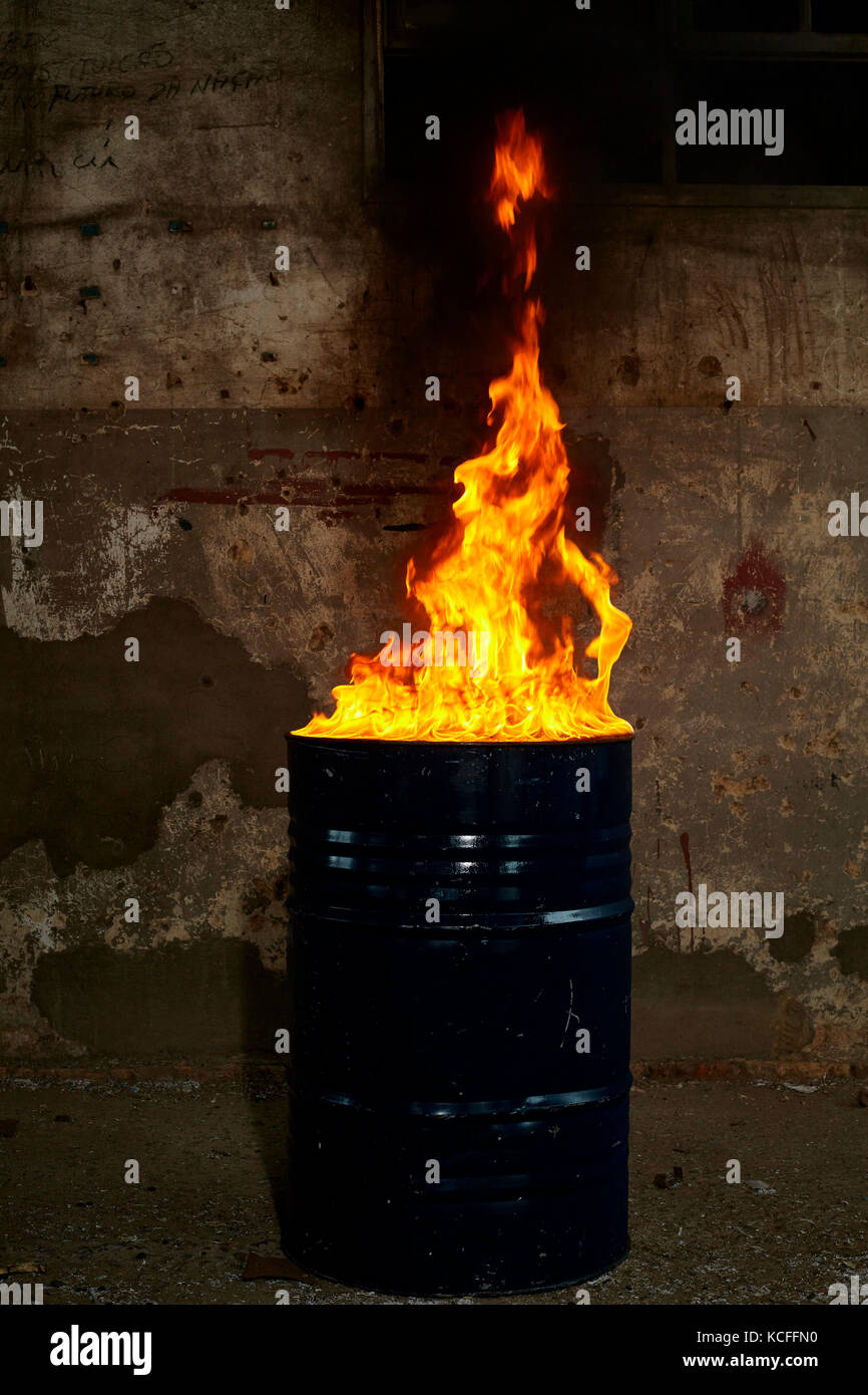 Pyre, fire, burner, isolated Stock Photo - Alamy
