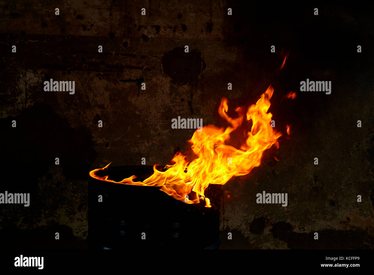 Pyre, fire, burner, isolated Stock Photo - Alamy