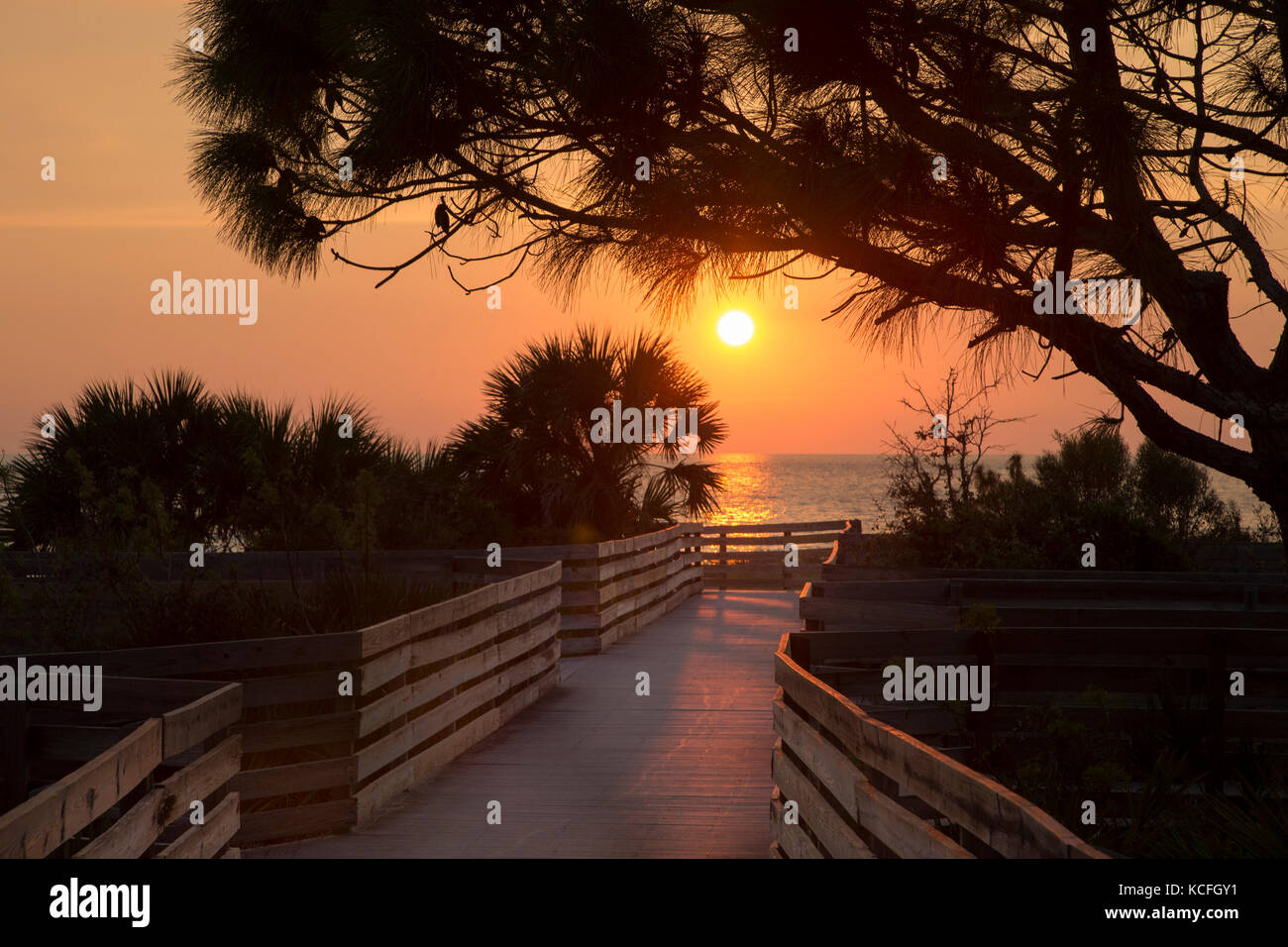Walkway at sunset hi-res stock photography and images - Alamy