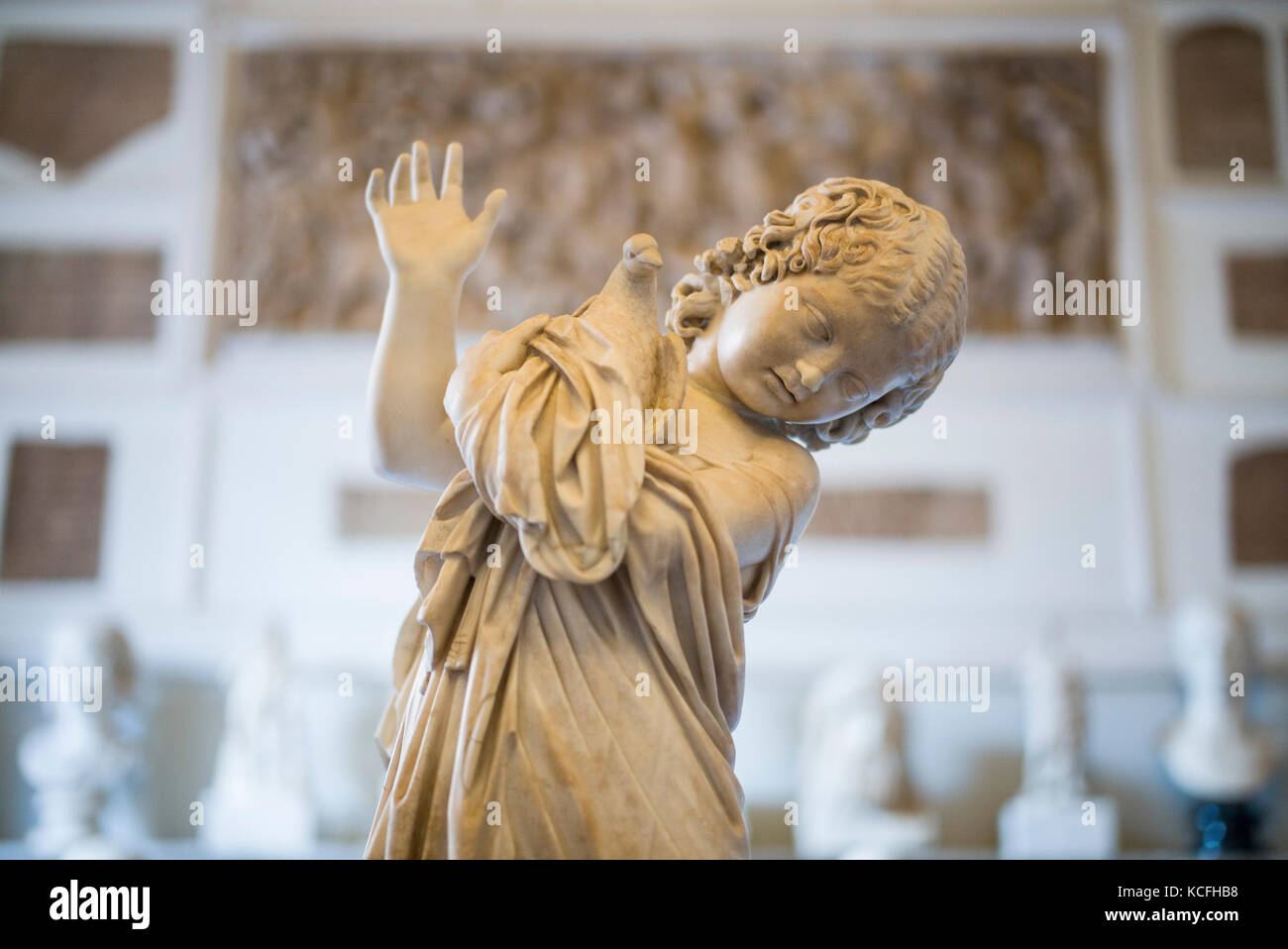 Young girl hi-res stock photography and images - Alamy