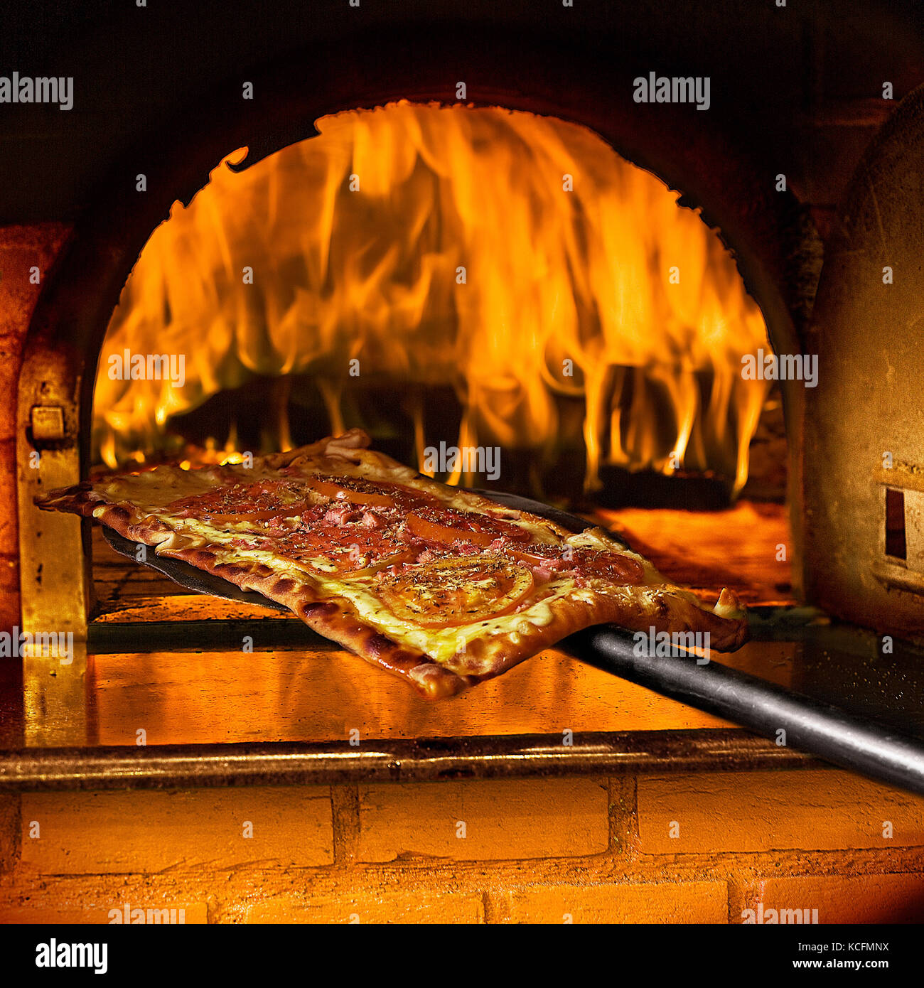 Pizza, oven, fire Stock Photo - Alamy