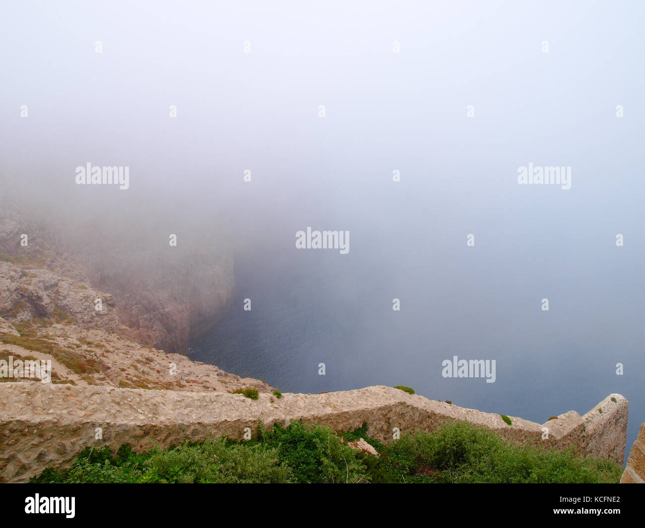 Coastline cape st vincent hi-res stock photography and images - Alamy