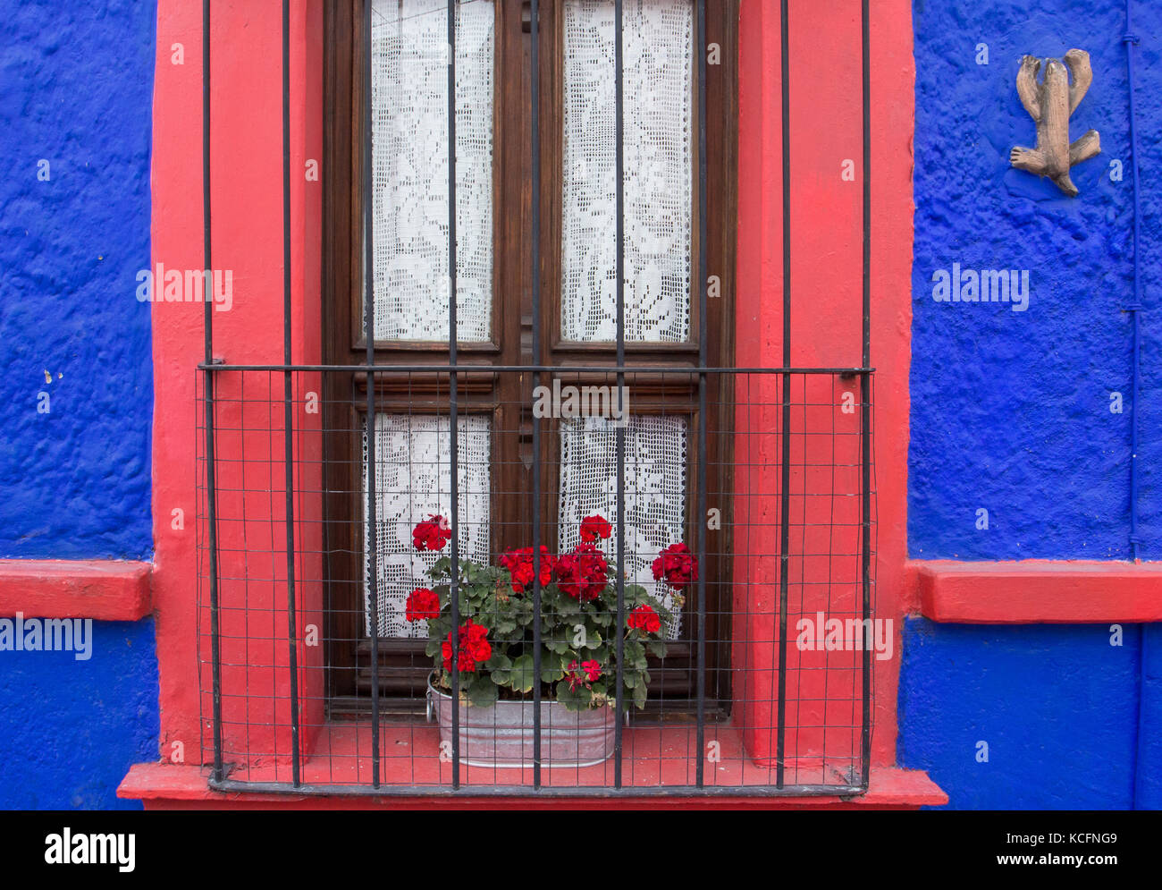 Mexico window hi-res stock photography and images - Alamy