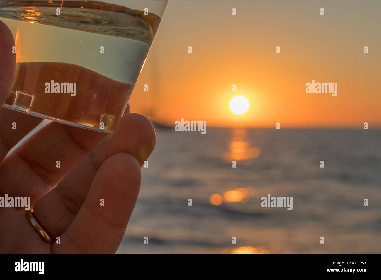 Hand grabbing sun hi-res stock photography and images - Alamy