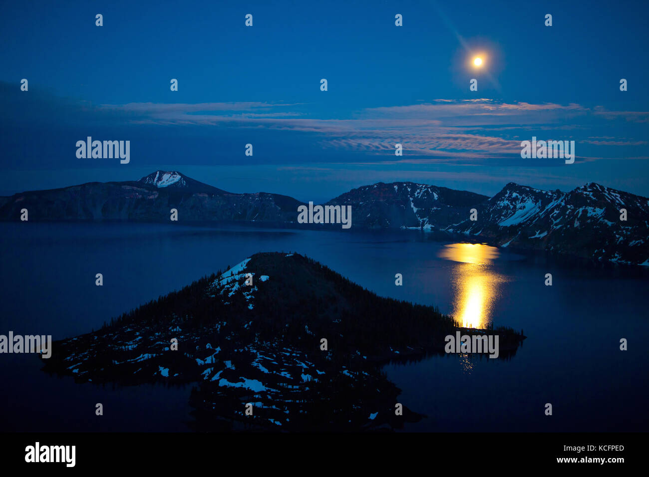 Moonrise night nighttime hi-res stock photography and images - Alamy