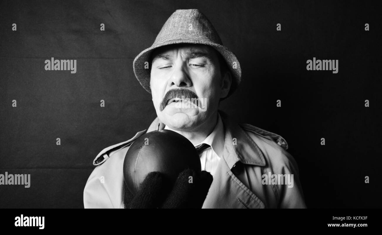 Peter sellers pink panther Black and White Stock Photos & Images - Alamy