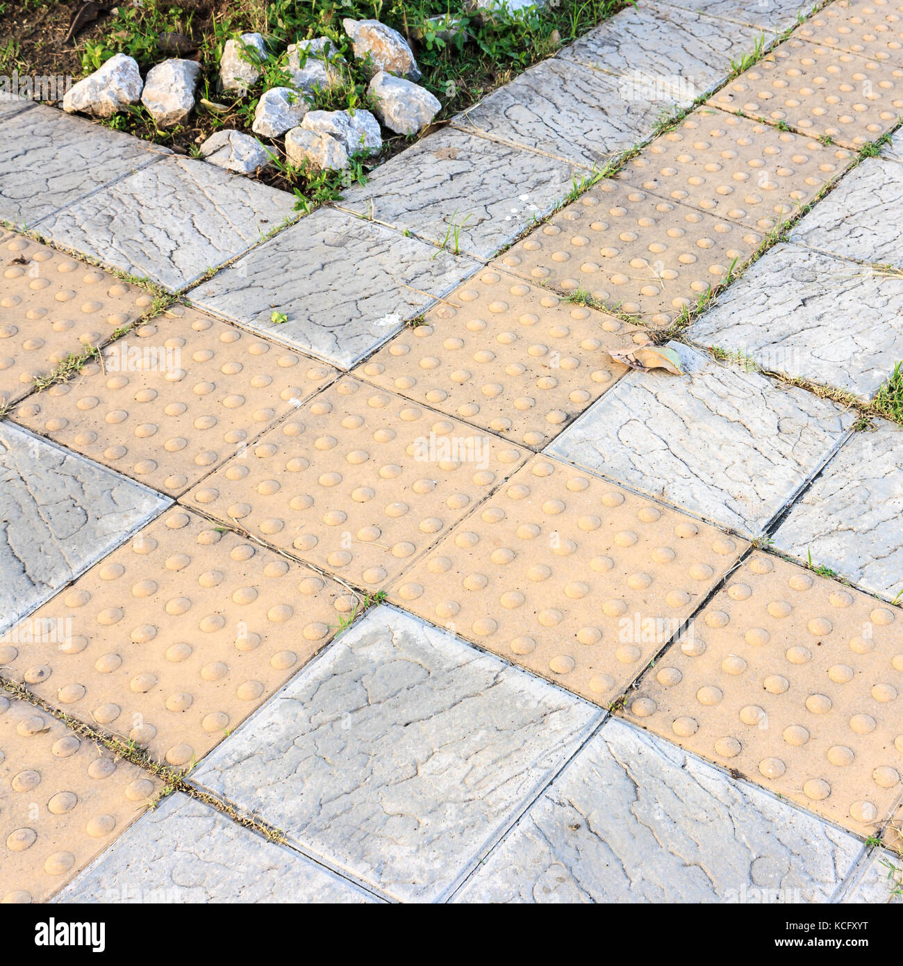 Concrete ramp walkway hi-res stock photography and images - Alamy