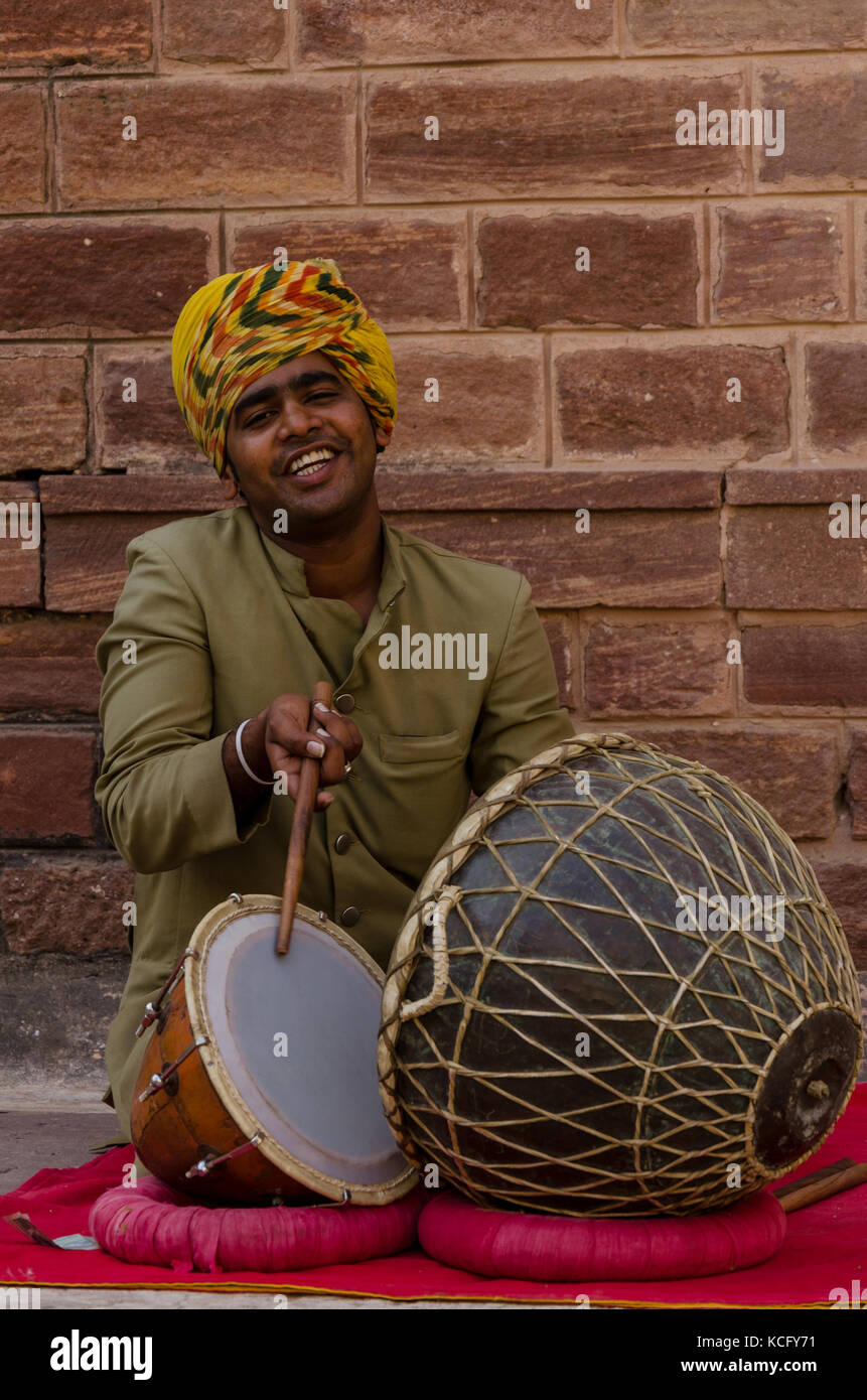 Busker on the Fort Stock Photo - Alamy