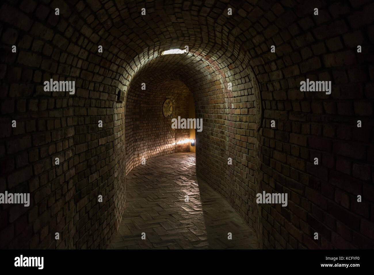 Underground warehouse hi-res stock photography and images - Alamy