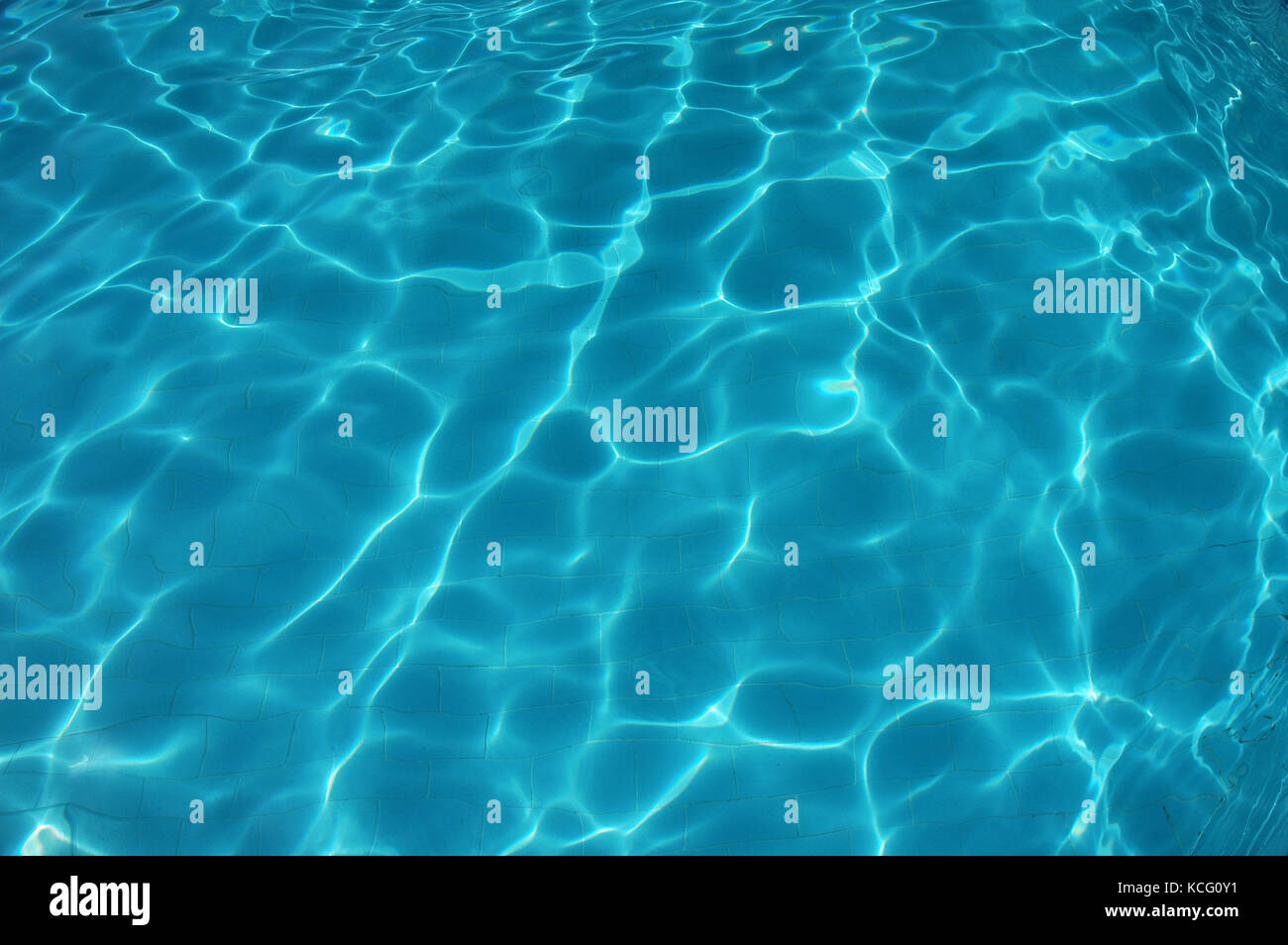 cool and refreshing water in a pool Stock Photo - Alamy