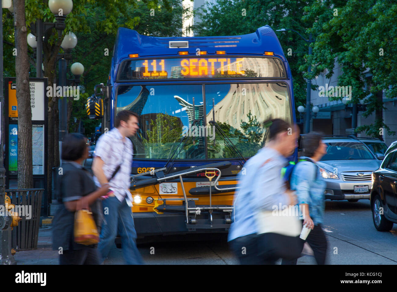 Bus system hi-res stock photography and images - Alamy
