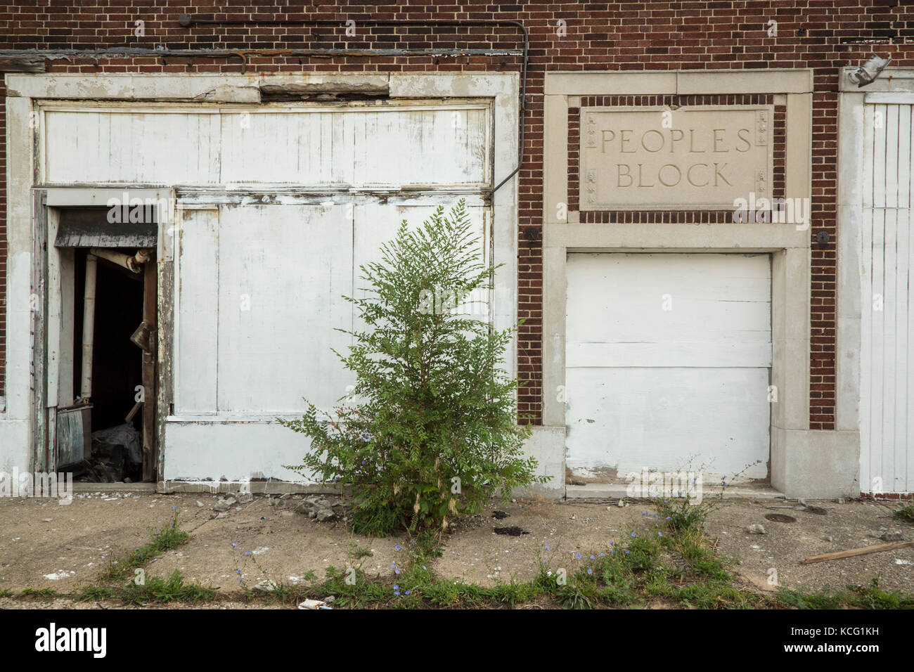 Detroit abandoned buildings hi-res stock photography and images - Alamy