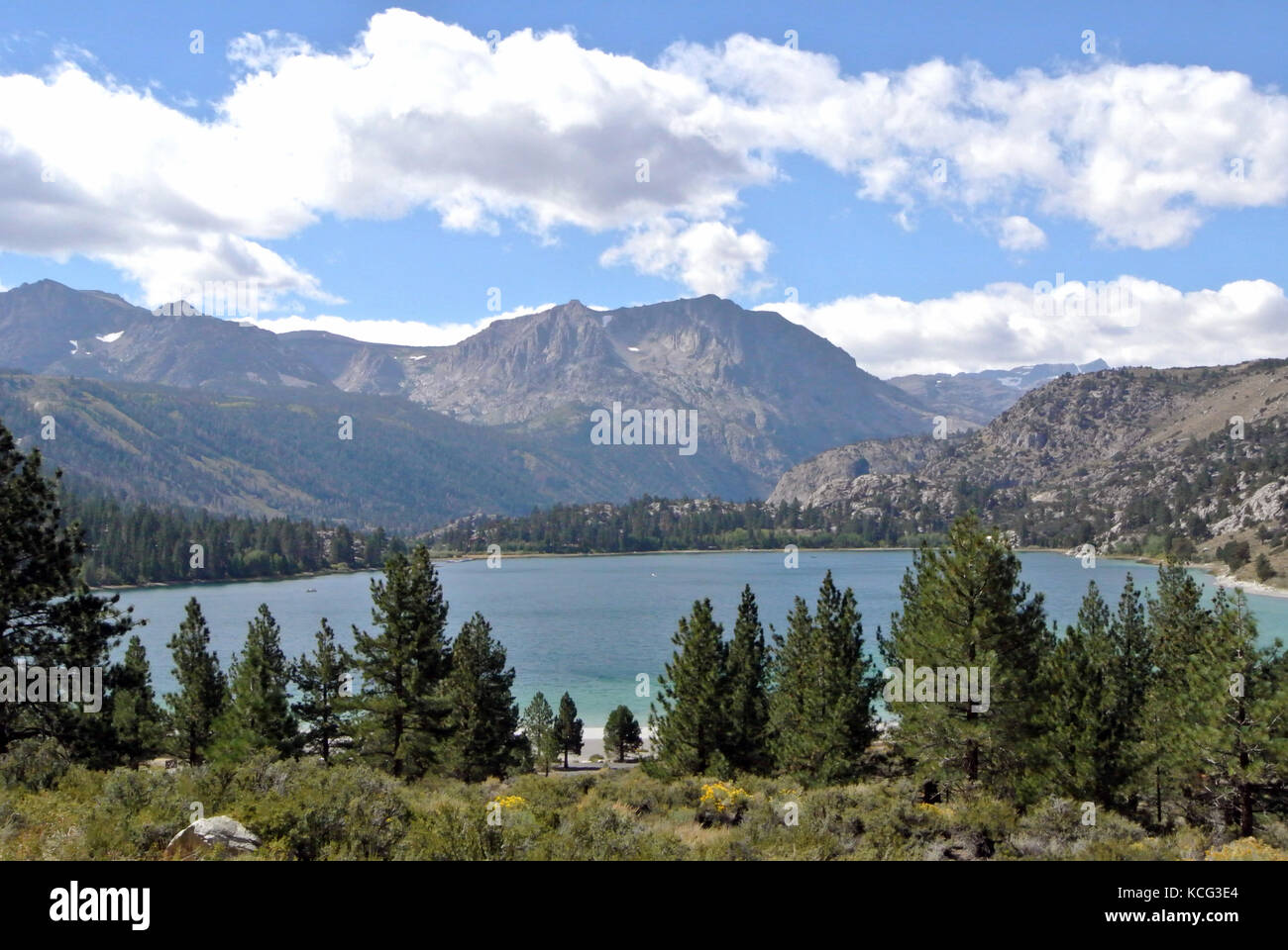June lake loop hi-res stock photography and images - Alamy