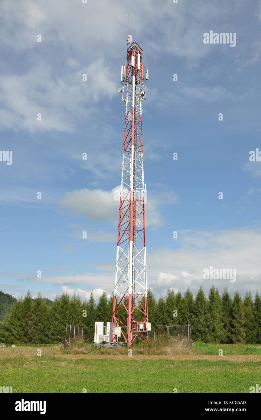 Cellular telephone tower hi-res stock photography and images - Alamy