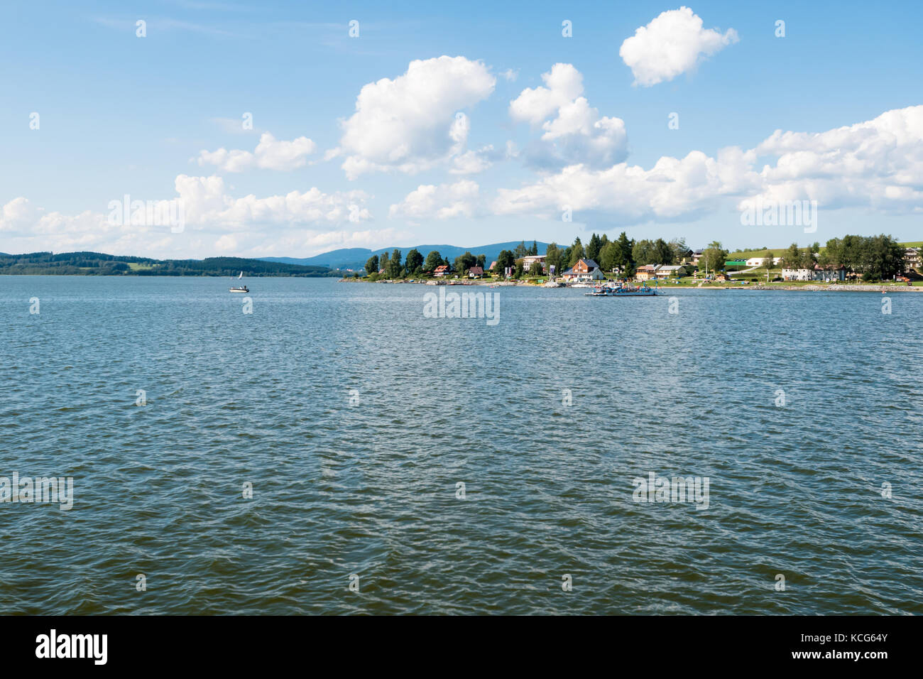 Village in distance hi-res stock photography and images - Alamy