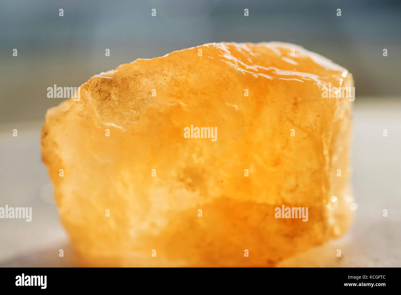 Himalayan salt crystal Stock Photo - Alamy