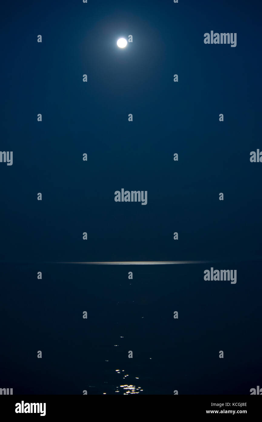 Moonbeam on lake Ontario Stock Photo - Alamy