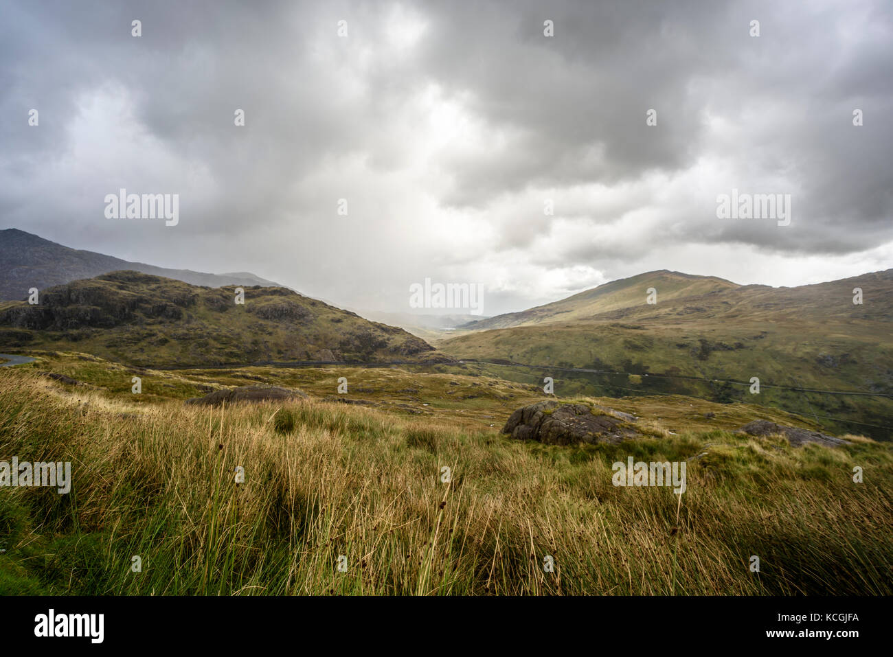 View from Miners track route near Pen-Y-Pass in mountains of Snowdonia ...
