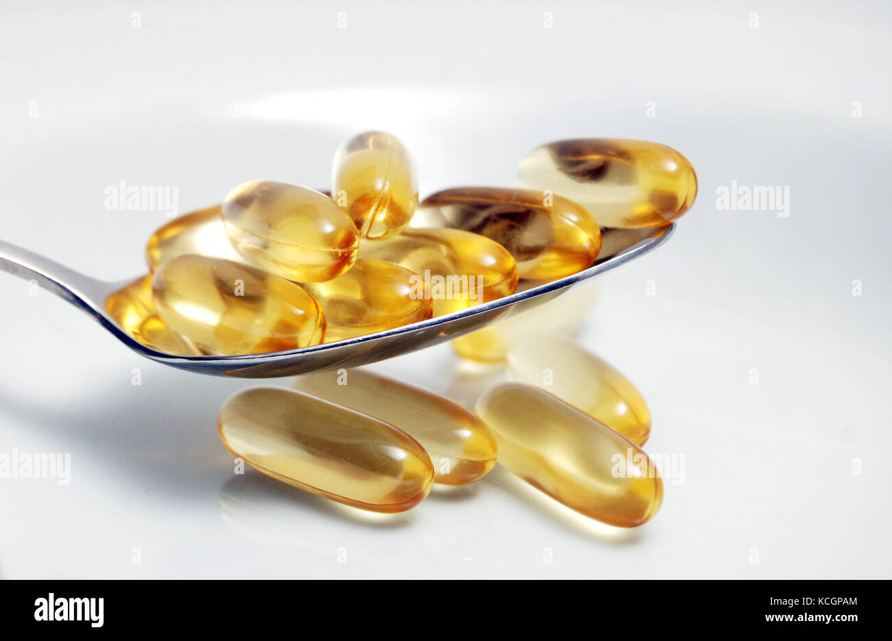 Picture of a Fish oil capsules, close up Stock Photo - Alamy