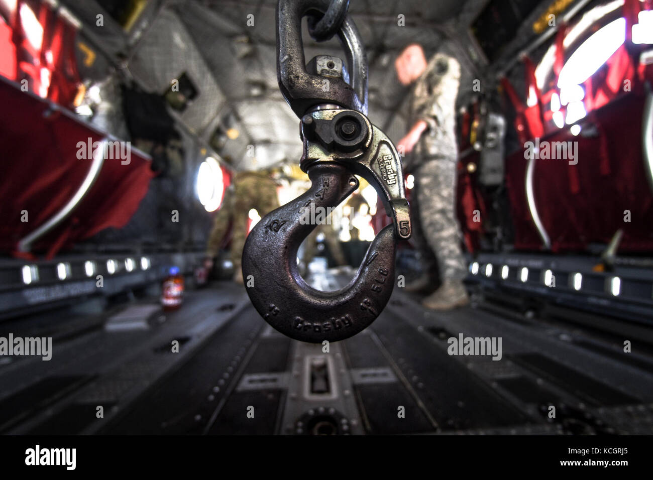 South Carolina Army National Guard Soldiers assigned to Detachment 1 ...