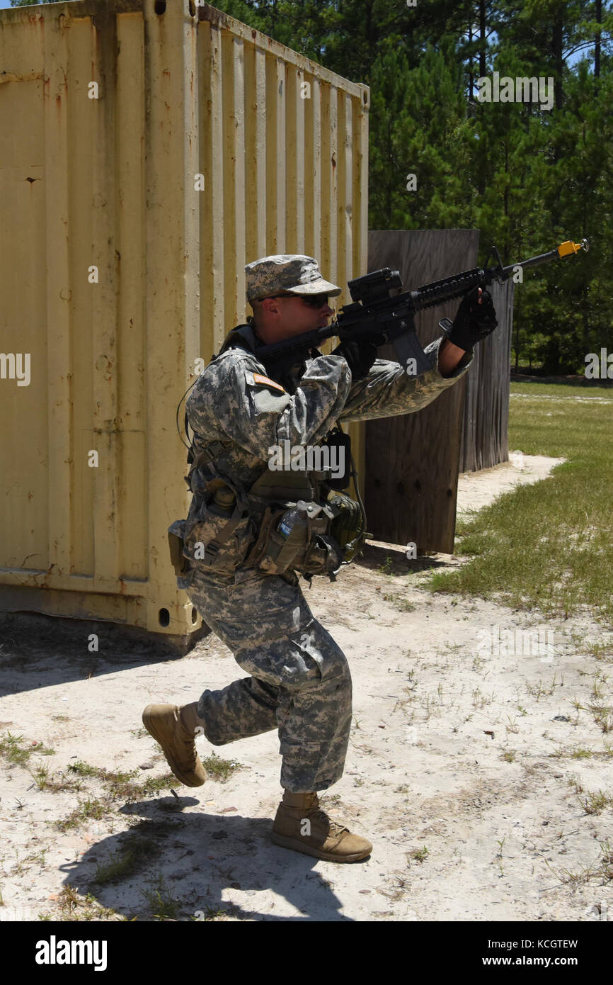 U.S. Army Soldiers with the Scout Platoon, Headquarters and ...