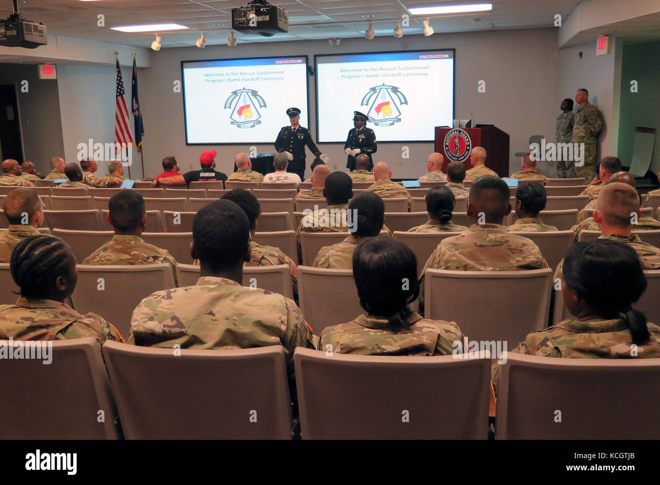 U.S. Soldiers from Recruiting and Retention Command who graduated their ...