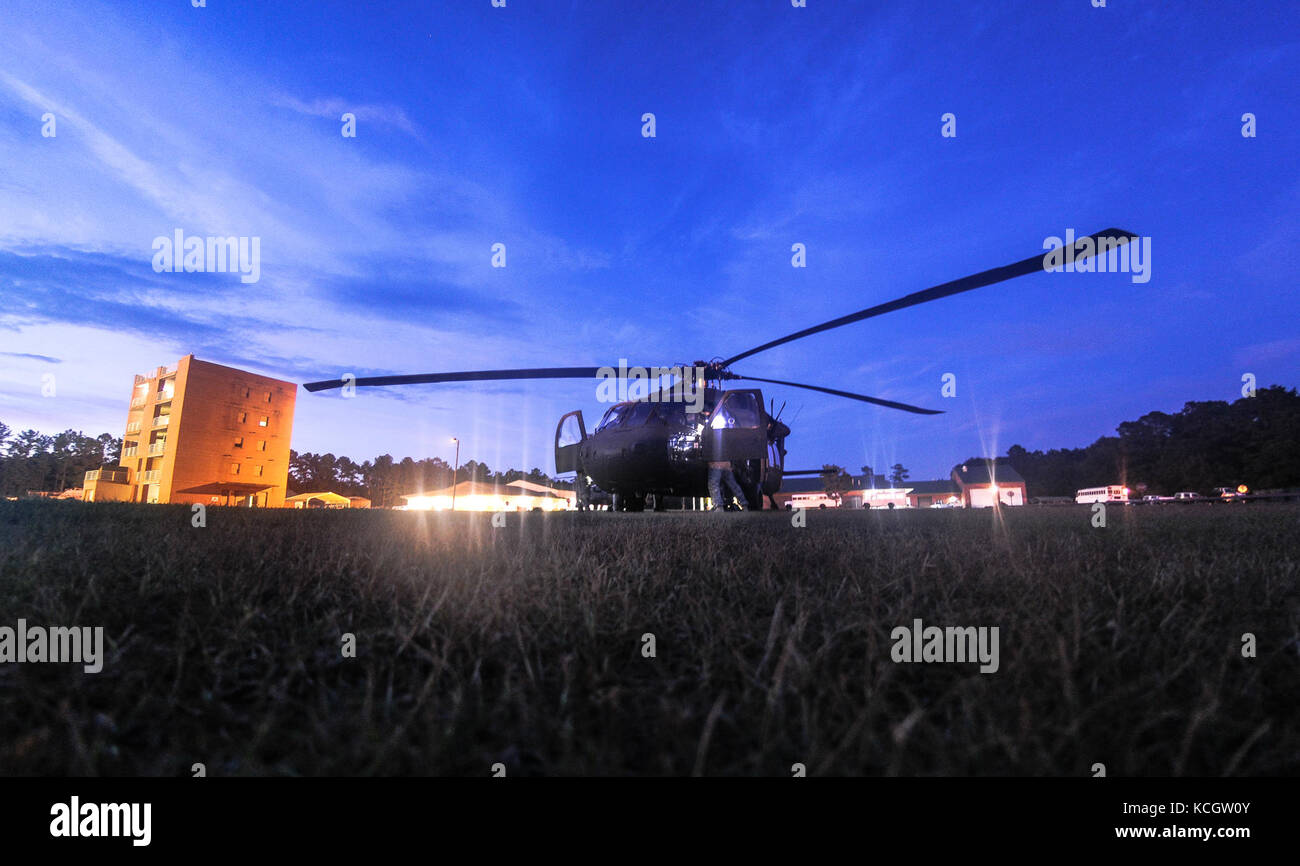 South Carolina National Guard Soldiers and fire department/EMS rescuers ...