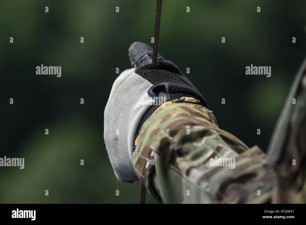 South Carolina National Guard Soldiers and fire department/EMS rescuers ...