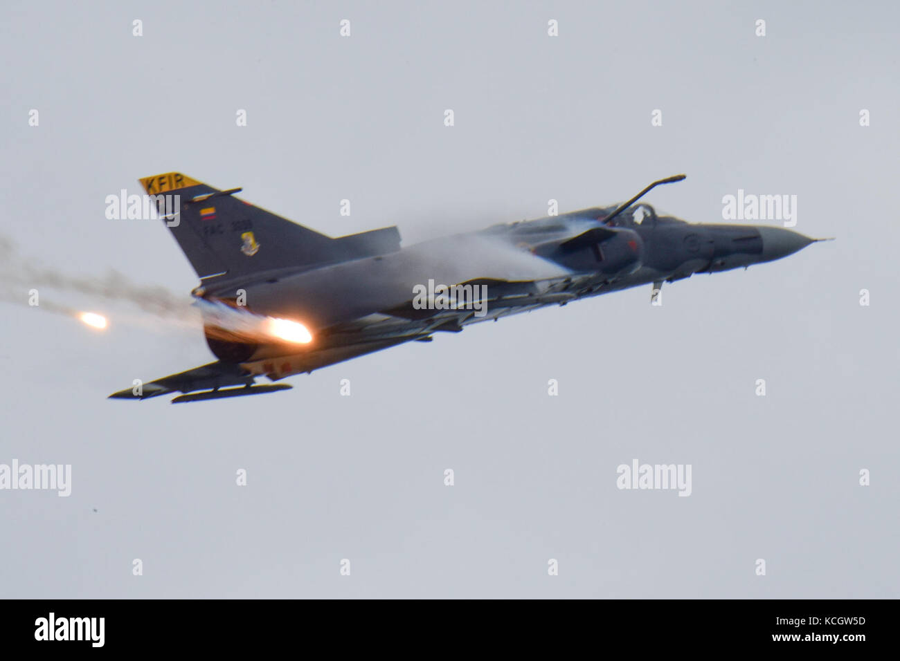 A Colombian Air Force F-21 KFIR fighter jet performs an aerial ...