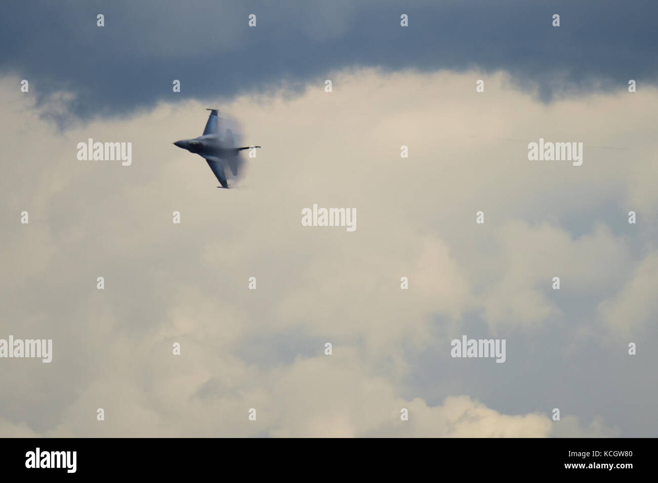 A U.S. Air Force F-16 Fighting Falcon fighter jet, assigned to the F-16 ...