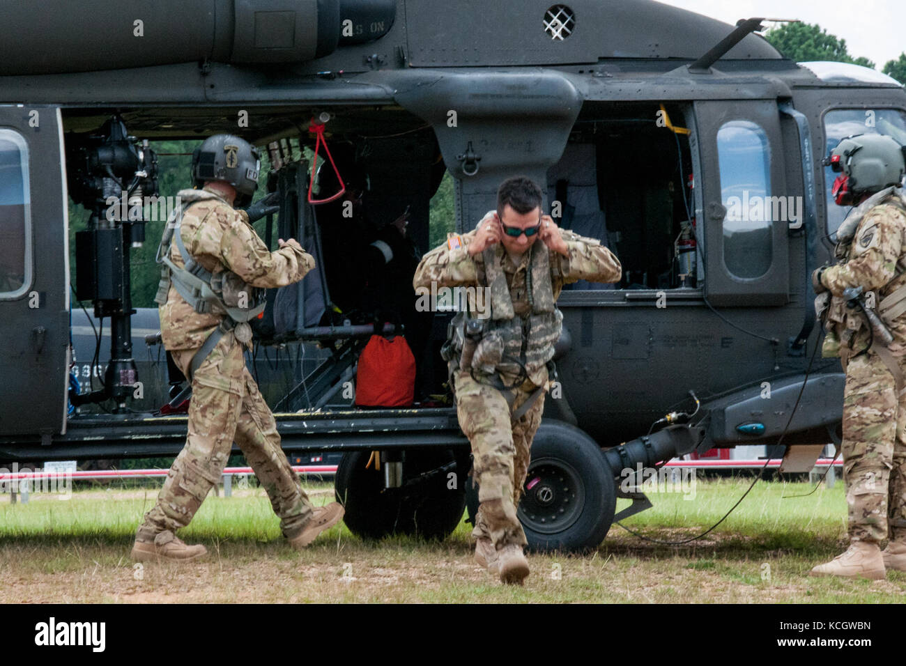 Colombian Soldiers visited with the South Carolina National Guard’s ...