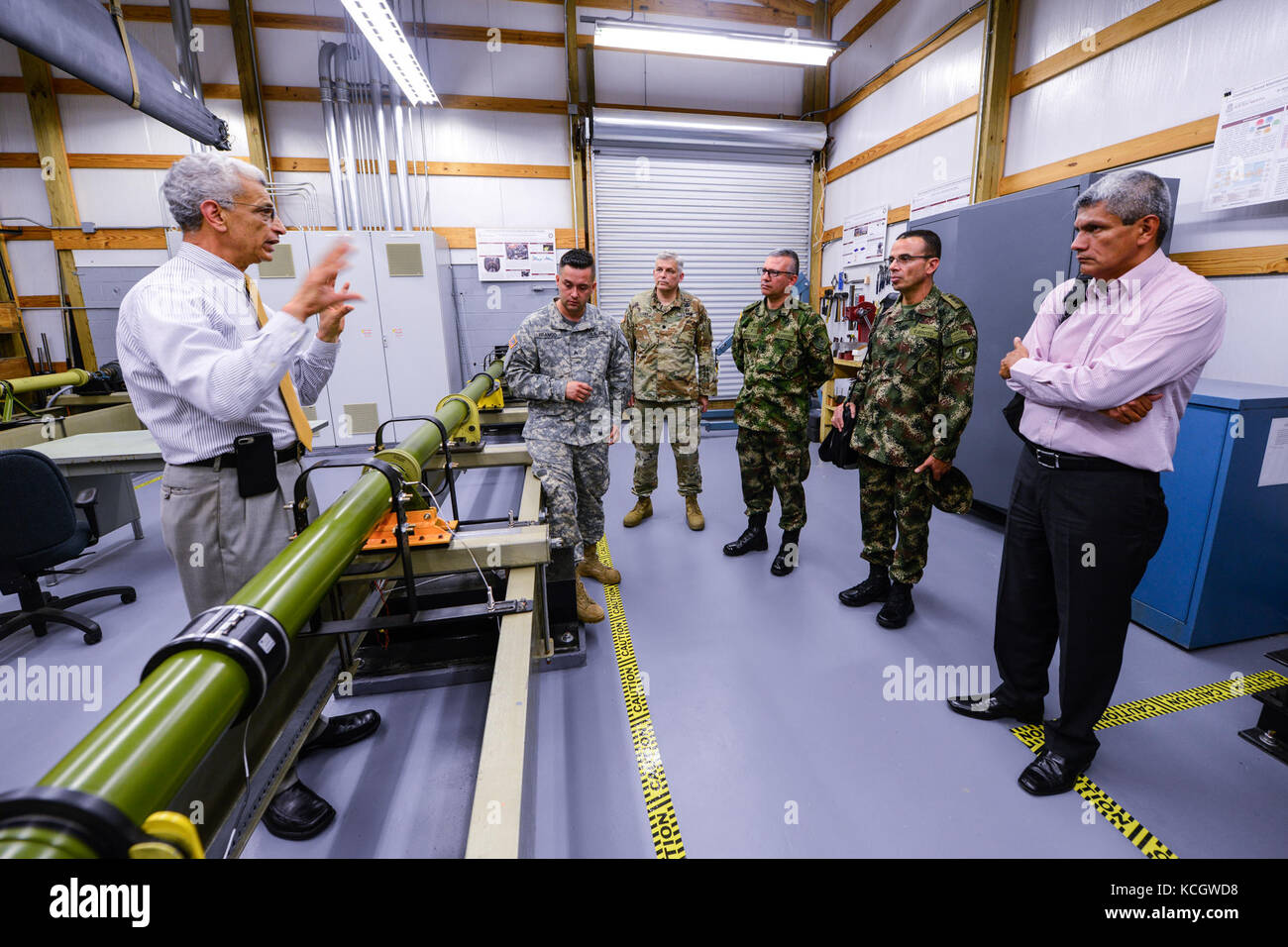 Colombian Army Maj. Gen. Nestor Rogelio Robinson, Columbian Army ...