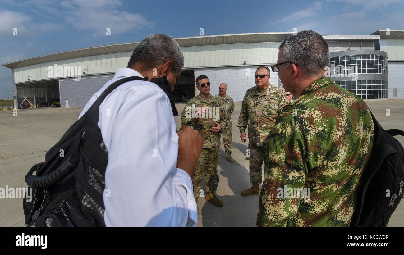 South Carolina National Guard leadership and a Colombian Army ...