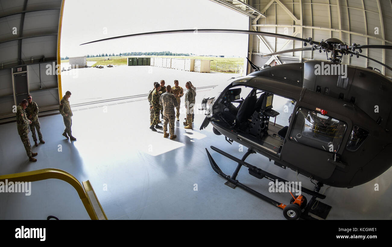 South Carolina National Guard leadership and a Colombian Army ...