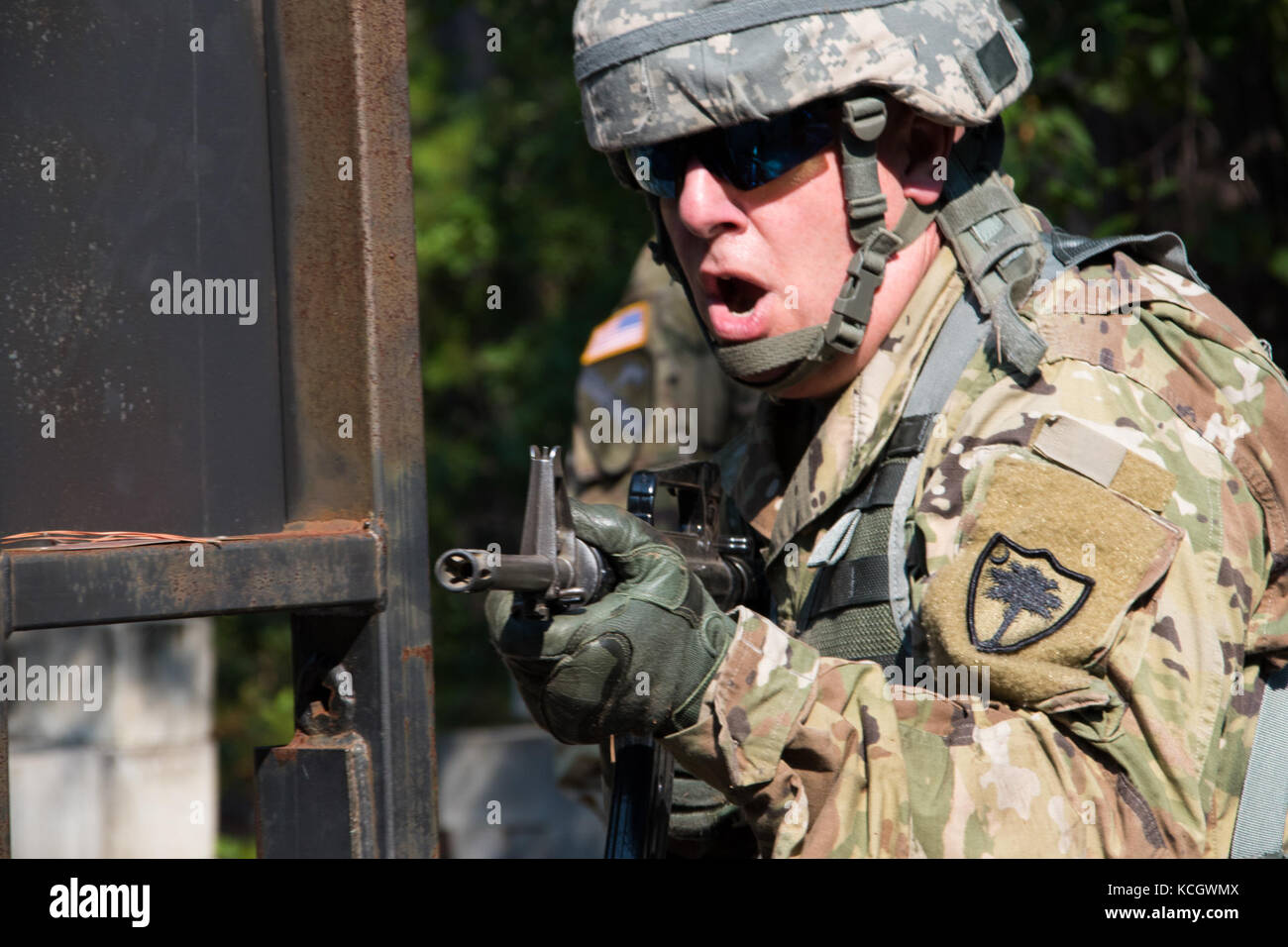 (U.S. Army National Guard Photo by Staff Sgt. Erica Knight, 108th ...