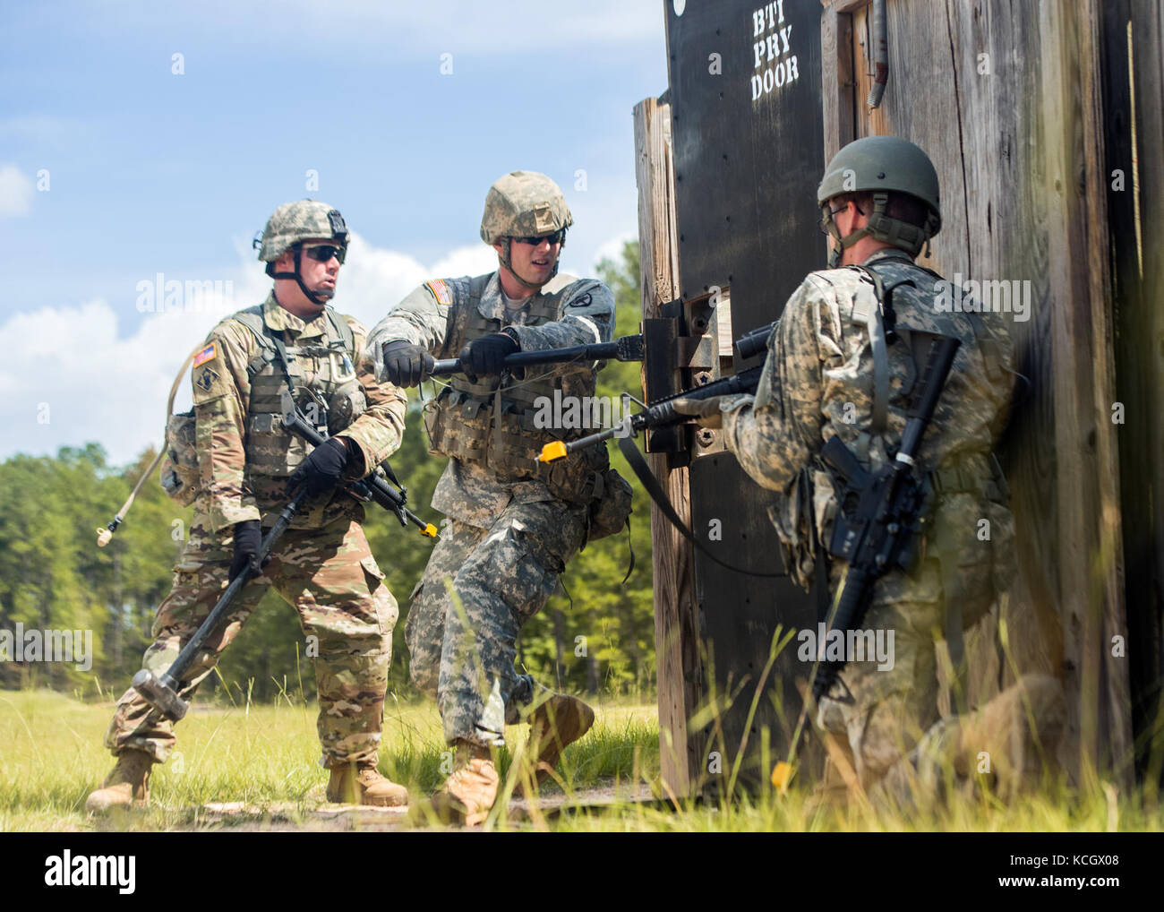 A marine with his weapon during combat training hi-res stock ...